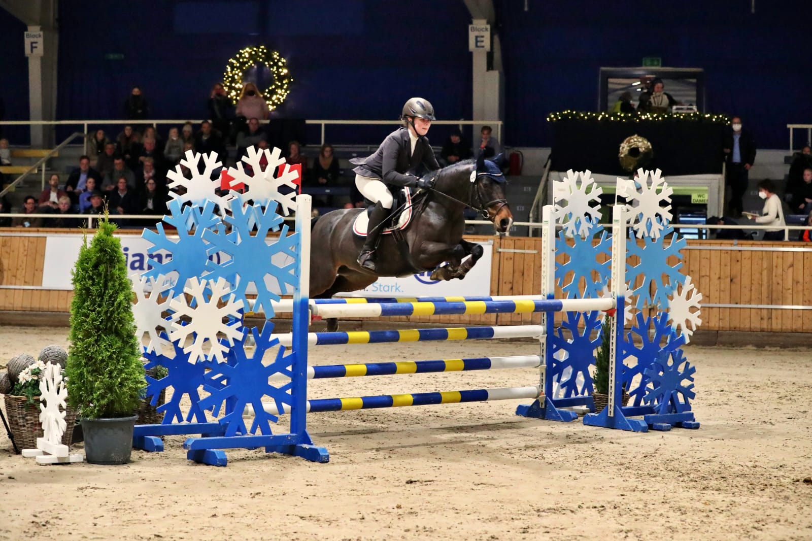 Antonia Dewes - Legdener Ponymeeting